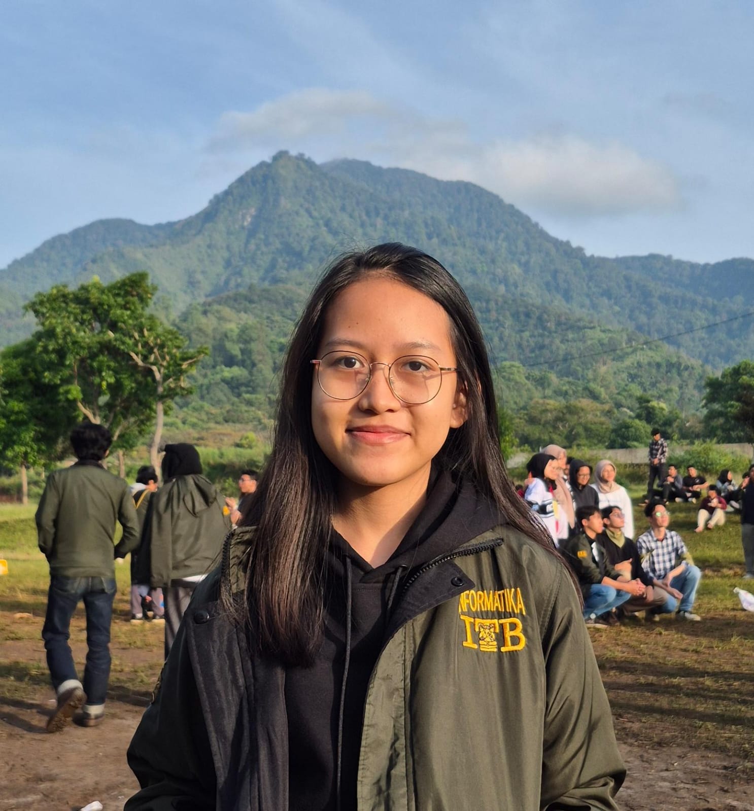 UTS 1 - All About Me | Benedicta Sherin